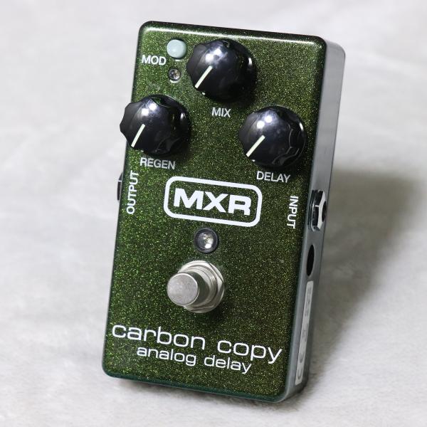 温かみのあるアナログディレイ、MXR Carbon Copy M169!アナログBBD回路を採用したMXR Carbon Copy M169は、自然で音楽的なディレイサウンドを提供する定番ペダルです。最大600msのディレイタイムを備え、リ...