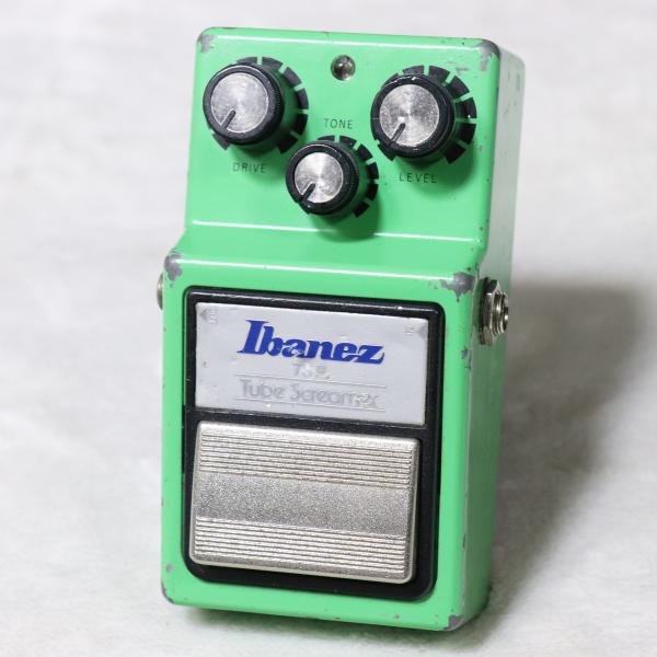 王道オーバードライブ、TS9の魅力を現代に。Ibanez TS9 Reissue Tube Screamerは、1979年に登場した名機「TS9」を忠実に再現した復刻版オーバードライブペダルです。特徴的な海草グリーンの筐体と、Drive・T...