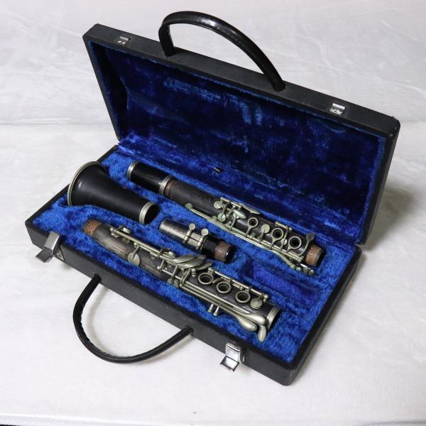 SELMER Centered Tone クラリネットメンテナンスや詳細なチェックは行っておりません。保証無し、現状お渡しでの販売とさせていただきます。※状態についてのお問い合わせはご遠慮いただけますと幸いです。