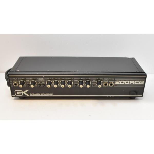 GALLIEN-KRUEGER 200RCB Bass Amp Headが中古で入荷しました！■ 200W出力ながら軽量＆コンパクト設計、持ち運びやステージでの取り回しに優れたアルミ筐体採用 ■ デジタル電源・電力増幅回路を搭載し、パンチの...