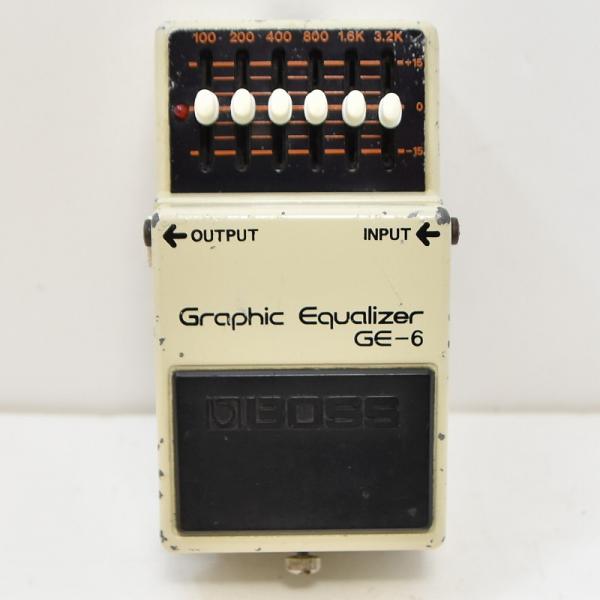 BOSS GE-6 Graphic Equalizer が中古で入荷しました！■ 6バンドのグラフィックEQで、100Hz〜3.2kHzまでの帯域を±15dBで調整可能■ ギターの音作りやハウリング対策に最適、細かなトーンコントロールを実現...
