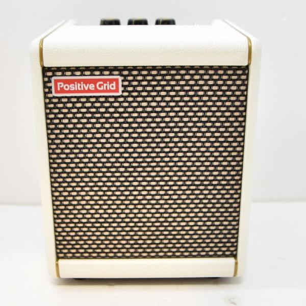 POSITIVE GRID Spark Mini / Pearl が中古で入荷しました！■ USB充電×内蔵バッテリー駆動（最大8時間）、Bluetoothスピーカー対応でどこでも演奏・リスニング可能■ USBオーディオインターフェイス機能...