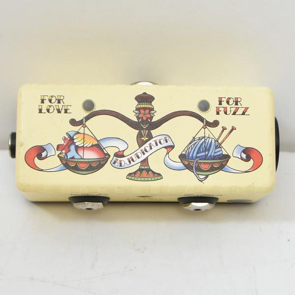 Musontek Adjudicator が中古で入荷しました！■FET採用のクラスAフルディスクリート回路により高品位なバッファリングを実現■A/Bの2系統へパラレルアウト可能なデュアルバッファ構成を採用し安定した信号分岐を実現■Bチャン...