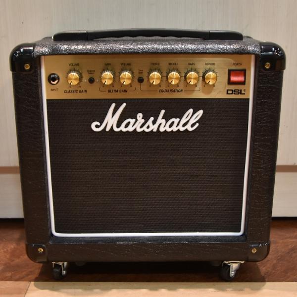 MARSHALL DSL1C Guitar Amps  が中古で入荷しました!■ 1W/0.1W切替可能なパワーリダクション機能で自宅演奏や録音でも真空管らしい迫力を再現■ クラシック/ウルトラの2チャンネル構成で、煌びやかなクリーンから強...