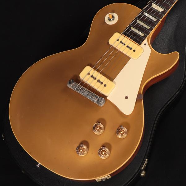 ヒスコレ、1954レスポールが入荷しました!2011年製、1952年に発売されて翌年にマイナーチェンジが施されP-90ピックアップとラップアラウンド・テイルピースの組み合わせとなった1954年仕様を再現した1本。スタッドを介してボディに直接...