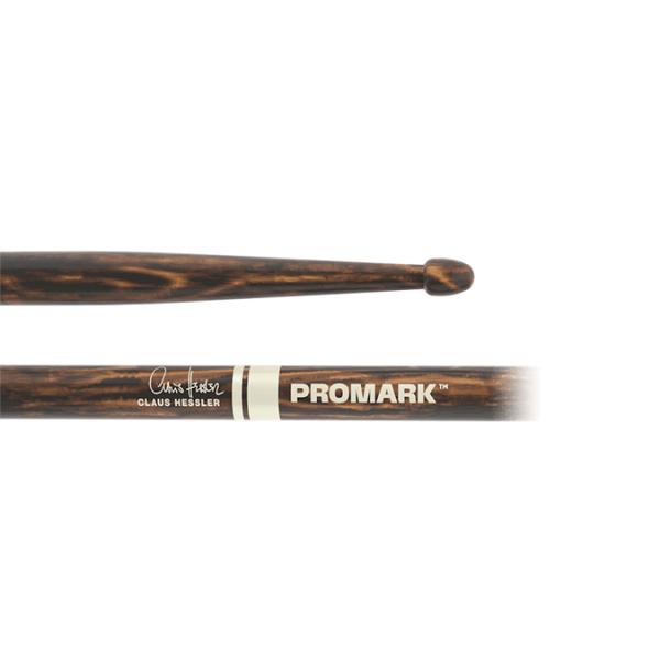 ProMark スティックは業界最高基準の管理下で製造しています。全ての工程を経て製品になる前に、各セクションでのチェックを受け、最終的にスリーブ（2本を纏める小箱）にペアリングされた時には、左右 1.5ｇ以内の重量差、6Hz以内の音程差ま...