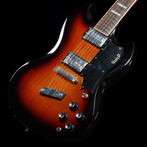 1970年第に発表されたS100 STANDARD のデザインを踏襲。Guildコンペンセイテッド・ストップバー・テイルピースが際立つシンプル且つバーサタイルなギターです！KIM THAYIL氏の使用で有名なGUILD S100 STAND...