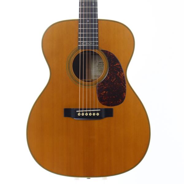 OOOサイズ（オール単板）、14フレットジョイント、シトカ・スプルースTOP/インディアン・ローズウッドSIDE&amp;BACKのBODYなど の基本仕様は OOO-28と同様。ピックアップ（Fishman Acoustic Matrix...