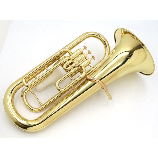 ヤマハ ユーフォニアム YEP-201シリアル番号478755イエローブラスベル、ラッカー仕上、3ピストン、細管ユーフォニアム。1番管（U字管）2番管を始め各管に凹みはありますがピストンな可動部はフルメンテナンスを行っており実用的なコンディ...