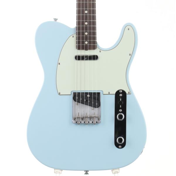 アルダーボディとローズウッド指板のメイプルネックを採用し、パンチと透明感に溢れたクラシックなフェンダートーンを実現。60年代初期の”C”シェイプネックは、60年代モデルのネックプロファイルを元に設計されており、7.25インチラジアス指板とヴ...