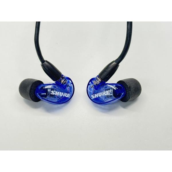 ※デモ使用品の為、微小な傷、汚れ、色焼けなどが見受けられます。メーカー保証ございます。SE215 Special Edition Purpleクリアなサウンドと、豊かな低域を持つSE215 高遮音性イヤホン・新色パープルは着脱可能なケーブル...