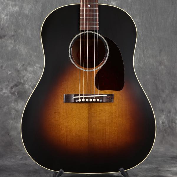 ■こちらの商品は実機画像を掲載しており、店頭未展示の倉庫保管品となります。出荷前に専任スタッフにより楽器の各部機能チェックを行っております。ヒストリック・コレクションJ-45！2020年、大幅にラインナップの見直しがされたGibsonアコー...