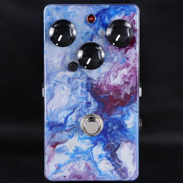 Leqtique - 11/11は心臓部に採用している特殊なICであるNJM2073Dがリリース直後に廃番となってしまったことで、リリース当時の2018年少量しか製造しないまま再生産の見込みがつかない状態でいましたが、数年前に同ICのセカン...