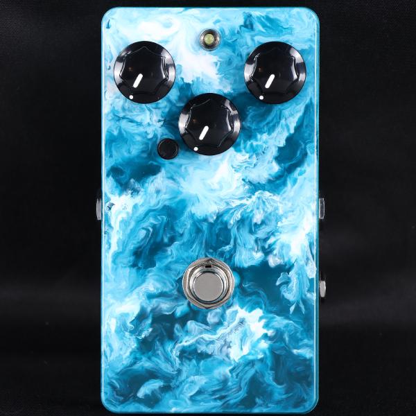 Maestoso (aka MAT)は、2012年にリリースされたLeqtiqueブランドとしては2作目の作品で、2018年のMaestoso VPTPや、L'ブランドからリリースのL'MATなどいくつかのバリエーションがございます。MAT...