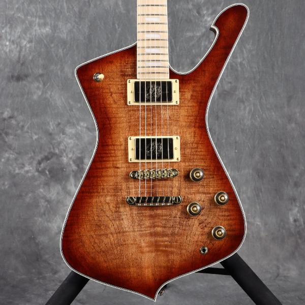 ※こちらは実物画像です。★気品あふれる、クラシカルなテイストの ”Iceman” 限定モデル 登場!!日本発のオリジナル・シェイプとして1970年代に発表されてから、今もなお Ibanez ギターのクラシック・シェイプのアイコンとして認知さ...