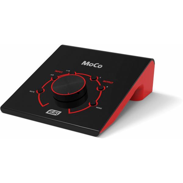 2系統の入出力を備えたパッシブ・モニターコントローラーMoCoは、スタジオモニターの再生音量をコントロールする、パッシブ・モニターコントローラーです。入力ソースに対して、色付けを行わないパッシブ回路を採用し、モニターへ送られるソースの音質を...