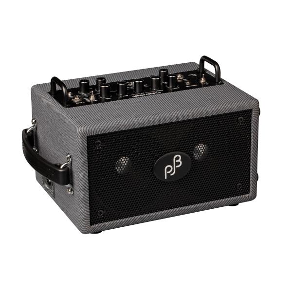 X4で大人気だったグレーカラーが上級モデルでも限定発売。ファブリックな質感を持つツイード柄のブラックが印象的です。