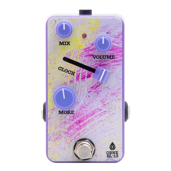 BL-13はOld Blood Noise Endeavorsにしか生み出し得ない、もっともアンニュイなオクターブペダル。ベースとなるのはアップ、ダウンの双方向へとピッチシフトするオクターブエフェクトです。ざらついた質感を持ち、輪郭が少しだ...