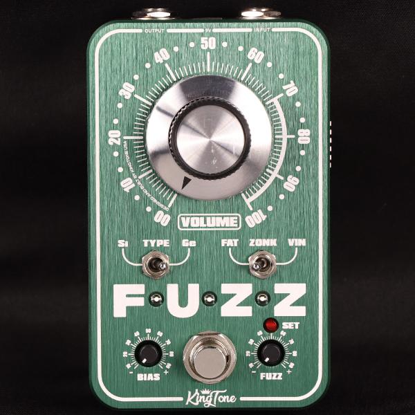 miniFUZZ V2は、miniFUZZ Si と miniFUZZ Ge の両方のトーンとオプションを1つの筐体に組み込み、これら2つの独特で特徴的なトーンを切り替える事ができます。ビンテージシリコンやゲルマニウムトーンを再現させる多数...