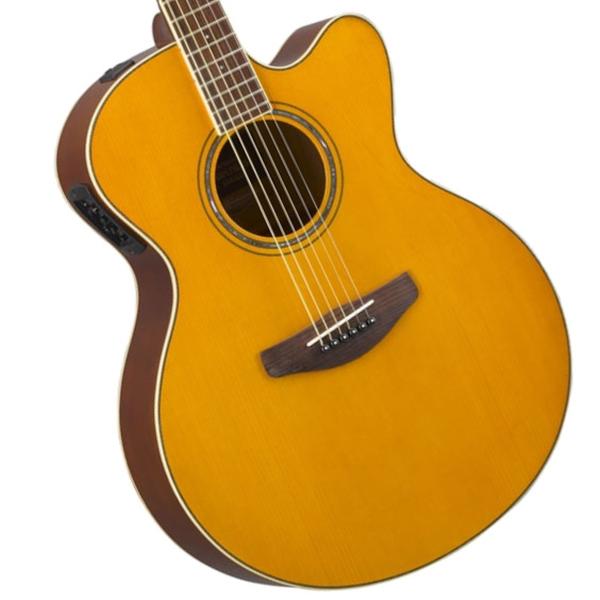 ■ミディアムジャンボボディの豊かな響き■弦長634mmにスリムなネック形状を採用。快適な押弦とスムーズな運指を実現■新たなブレイシングデザイン搭載。低音を抑えたクリアなサウンド■ライブ演奏で存在感を発揮するピックアップサウンド■アバロン貝を...