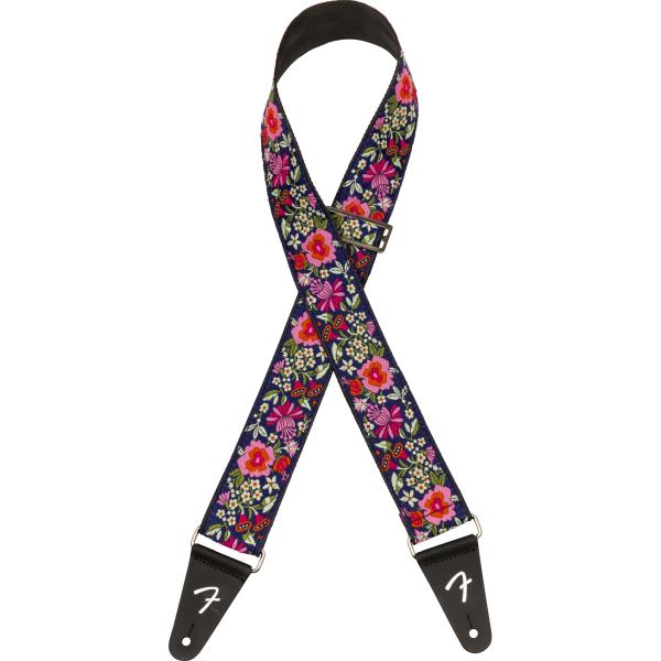 フェンダーから、USA製の鮮やかな刺繍デザインのストラップが登場！Mosaic Jacquard Strapは、鮮やかなマルチカラーの刺繍デザインと、究極の快適さを実現する丈夫なシートベルト裏地が特徴です。シルバーハードウェアとレザーエンド...