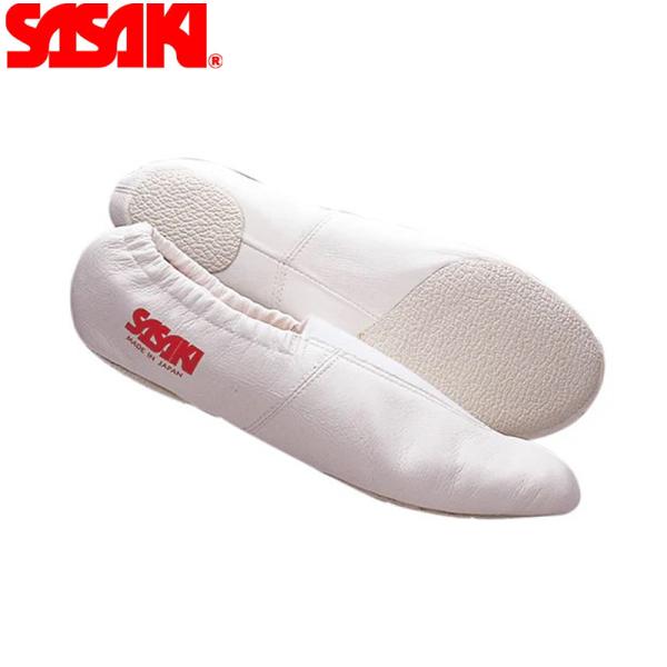 ■商品情報はっ水性、通気性、耐久性に優れた人工皮革、ソフリナ（R）を使用。ジュニアから競技者まで、幅広くご利用いただける軽くやわらかな体操シューズです。ジュニアから大人まで幅広く使用できるGYMシューズジムシューズ商品番号：#132■サイズ...