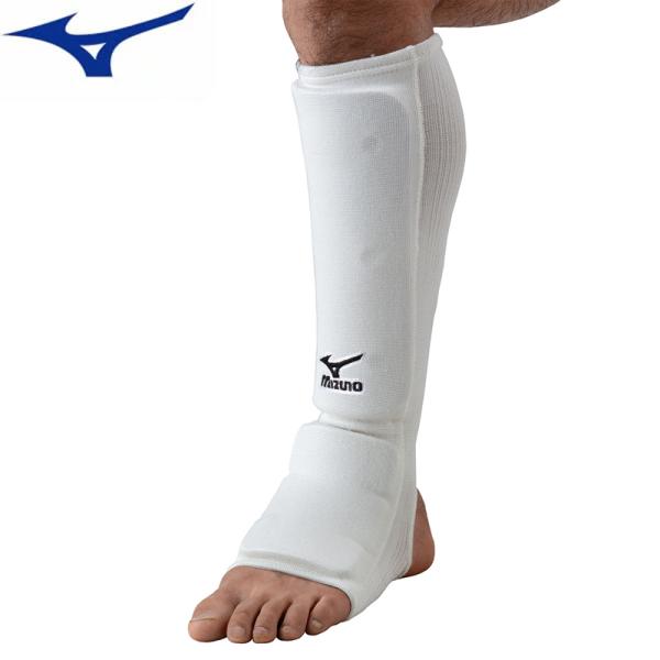 ■商品情報汗などの臭いに対して消臭効果があり、デオドラントテープが臭気成分と触れる事により不快臭を減少させます。（臭気成分：アンモニア・酢酸・イソ吉草酸などの臭いに対して効果があります。）すね・足首用サポーターJr．(片側／空手)[ジュニア...