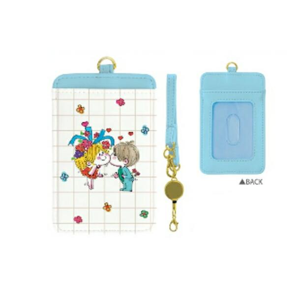 ■サイズ・仕様■◆サイズ：約H115×W75×D5mm◆素材：合成皮革、PVC、内側：ポリエステル100％◆セット内容：パスケース■当商品について■＊在庫状況により入荷待ち・欠品になる場合がございます。予めご了承下さいますようお願いいたします。