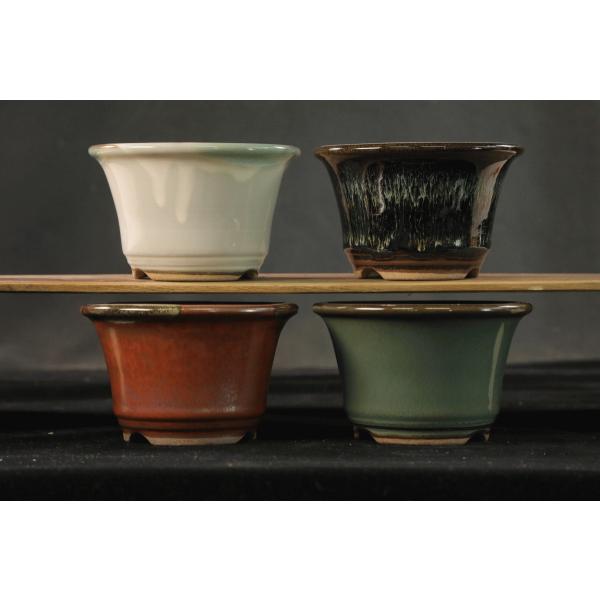 サイズ：横幅約10.5cm×奥行約10.5cm×高さ約7.2cm※こちらの鉢は4つとも同サイズになります。（多少の誤差が生じる場合があります。ご了承ください。）※商品画像については、モニターによって色味が若干異なります事ご了承ください。【商...