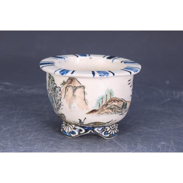 サイズ：横幅約8.4cm×奥行約8.4cm×高さ約5.8cm（多少の誤差が生じる場合があります。ご了承ください。）※嵐山鉢特有の窯ヒビがある場合がございます。　 写真をご確認の上ご購入お願い申し上げます。※商品画像については、モニターによっ...