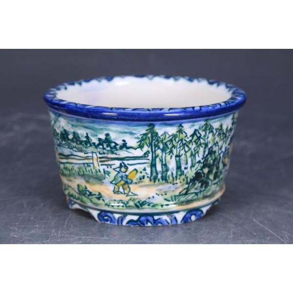 サイズ：横幅約8.8cm×奥行約8.5cm×高さ約5.0cm※商品画像については、モニターによって色味が若干異なります事ご了承ください。【商品について】　・新しいのものから大変古いものまで幅広く扱っておりますので品物によってはホツ・スジ・カ...