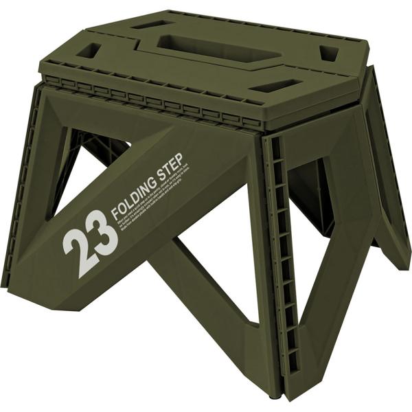 どこにでも持ち出せてサッと使える折りたたみ式踏み台。ちょっと高いところの物を取りたい時、愛車の洗車や高所のお掃除に便利です。滑り止めラバー付きなので滑りにくく、床なども保護してくれるのでフローリングで使用も可能。持ち手を引き上げるだけで、簡...