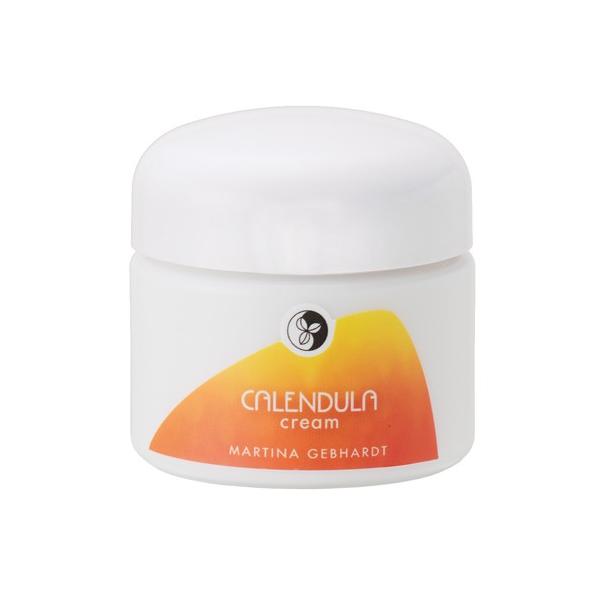 デリケートな肌をやさしく包みこみ、外部の刺激や乾燥から守ります。肌が持つ自然な働きをサポートし、本来の機能を高めます。しっとりうるおいのある素肌へと導きます。