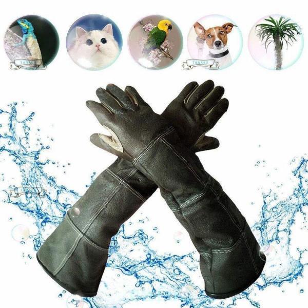 高品質:耐久性のある革製。厚い牛革から作られた、軽くて丈夫だ。サイズ：長さ60cm機能：動物ハンドリング手袋は、猫、犬、ミンク、リス、チンチラ、ハムスター、ウサギとキツネから噛み傷を避けることができる。防水素材: ペットをお風呂に入れる際に...