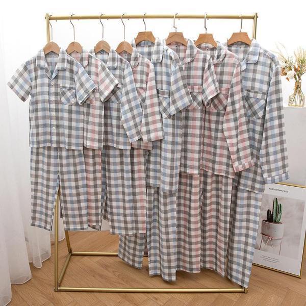 ふんわりとした素材が肌に心地良い、お子様向けルームウェア。豊富なデザインからお好みを選んでくださいね。サイズ展開豊富なので、姉妹や兄弟のお揃いにも。薄手なので、春?秋はもちろん、夏のエアコンが効いた部屋でも活躍します。お泊り保育やお友達との...