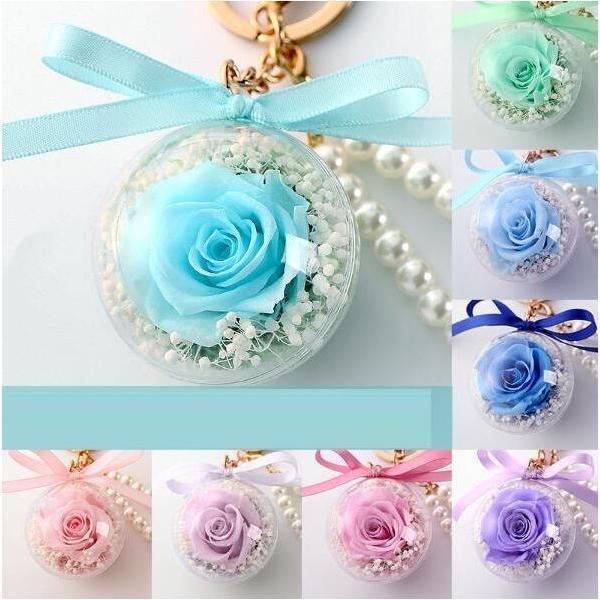 ■商品名 :プリザーブドフラワート ボール■サイズ：ボールの直径：5cm可愛いお花を持ち運びしたいって言う お客様の声から誕生した持ち運びができる可愛いアクセサリー『プリザーブドフラワーボール』母の日にとてもです。枯れない魔法の花 貴重なマ...