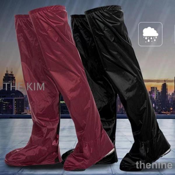商品詳細：カラー：ブラック/レッドサイズ：S/M/L/XL素材：PVC、ポリエステル商品説明■靴先まで覆うことができる防水シューズカバーです。■雨や雪の日はもちろんのこと、洗車などの水仕事に日常的にお使いいただけます。■ロングタイプで、足首...