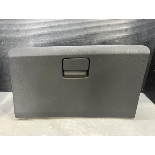 **** 商品説明を必ずご確認ください ****部品管理番号：173490000070210メーカー純正品番：77500-T6C-J02ZA部品名：グローブBOX部品区分：リサイクル品車名：オデッセイ車両タイプ名：ステーションワゴン通称型式...