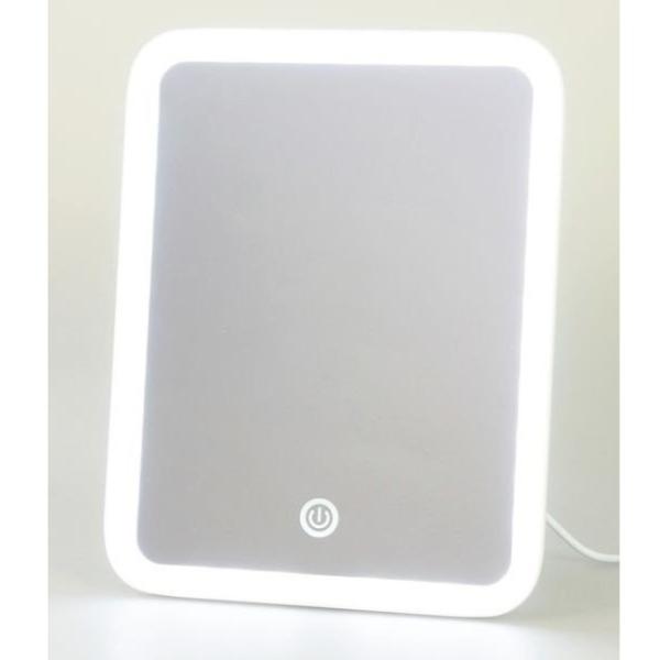 ヤマムラ LEDライトメイクアップミラー YBM?1730・優しいLED光でお顔全体を明るく映すミラーです。・無段諧調光、縦置き、横置き可能。オートオフ機能付き。・鏡面下部中央のタッチセンサーでON／OFFができます。・USB電源による点灯...