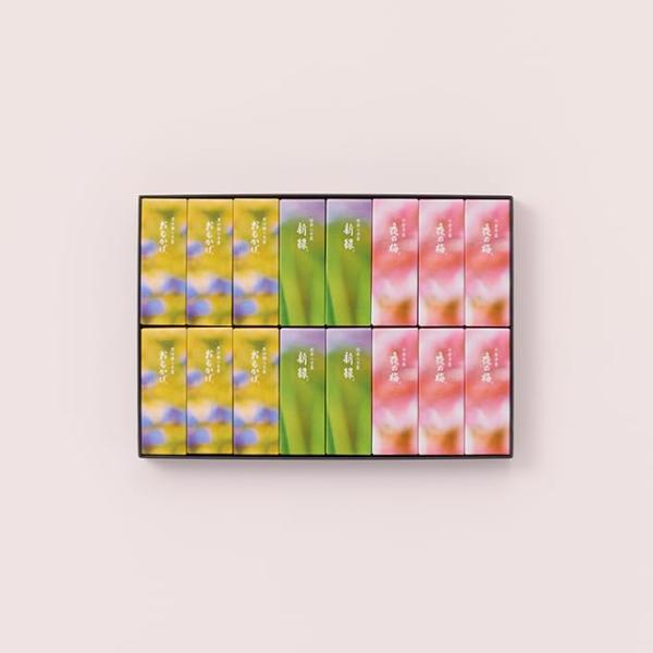 とらや　　24.1cm16.8cm2.4cm 980.02g※こちらのサイズ・重量表記は実サイズではなく配送（梱包箱含む）サイズです。商品タイトルに個数表記が無い場合、単品１個での販売となります。商品パッケージリニューアルにより掲載画像とは...