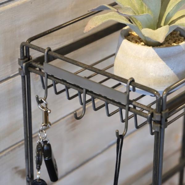 インダストリアルな雰囲気が魅力のワイヤーワークスシリーズ。より使いやすくカスタマイズできる専用のオプションパーツができました。組み合わせや使い方は無限大。細部にまでこだわった自分好みの収納を楽しむことができます。●商品仕様・サイズ　約W15...