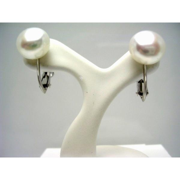 【発売日：2023年11月29日】イソワパール イソワ 磯和パール 磯和真珠 磯和 　大変美しい淡水真珠イヤリングですボタンの形ですが、耳にぴったりとフィットします・とても美しく、素敵です。強くお薦め致します。