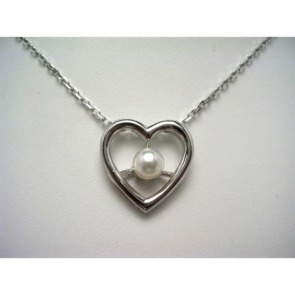 【発売日：2023年11月29日】イソワパール イソワ 磯和パール 磯和真珠 磯和 　大変美しいアコヤ真珠のペンダントです。ハートのモチーフに，美しい真珠が輝きます。プレゼントにも最適です。強くお薦めいたします。