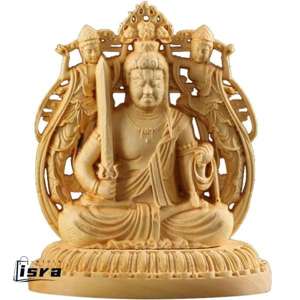 素材：ヒメツゲサイズ：高さ8.5cm、幅7cm、厚さ5.5cm [両面彫刻]不動明王（ふどうみょうおう）は、仏教の信仰対象であり、密教特有の尊格である明王の一尊。大日如来の化身とも言われる。また、五大明王の中心となる明王でもある。真言宗をは...