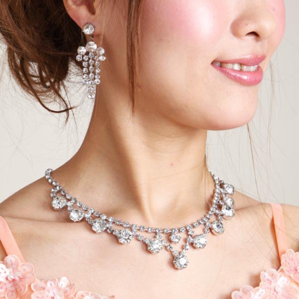 商品番号:FBMNE14【ネックレス＆イヤリング　レンタル】■ 品質：シルバー■ サイズ（約）：ネックレス/45cm　アジャスター/6cm　イヤリング/5cm※商品の色につきましては、お客様のご覧になられますパソコン機器及びモニタなどの違い...