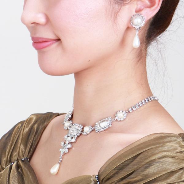 商品番号:FBMNE35【ネックレス＆イヤリング　レンタル】■ 品質：パール/シルバー■ サイズ（約）：ネックレス/38cm　アジャスター/6cm　イヤリング/3．5cm※商品の色につきましては、お客様のご覧になられますパソコン機器及びモニ...