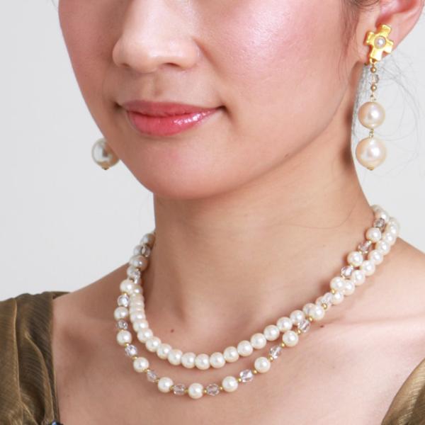 商品番号:FBMNE68【ネックレス＆イヤリング　レンタル】■ 品質：パール/クリスタル■ サイズ（約）：ネックレス/42cm　　イヤリング/6．5cm※商品の色につきましては、お客様のご覧になられますパソコン機器及びモニタなどの違いにより...