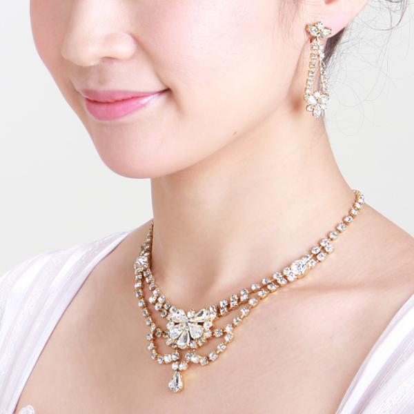 商品番号:FBMNE74【ネックレス＆イヤリング　レンタル】■ 品質：ゴールド■ サイズ（約）：ネックレス/43cm　アジャスター/5cm　イヤリング/5cm※商品の色につきましては、お客様のご覧になられますパソコン機器及びモニタなどの違い...