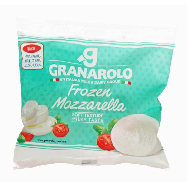 イタリア北部ロンバルディア州で作られるモッツァレラチーズ（ヴァッカ）100gを10個セットでお届けします。出来立てのモッツァレラチーズを塩水に浸けた状態で冷凍している為、解凍後の柔らかさ、みずみずしさが保たれます。冷蔵庫で解凍後、スライスし...