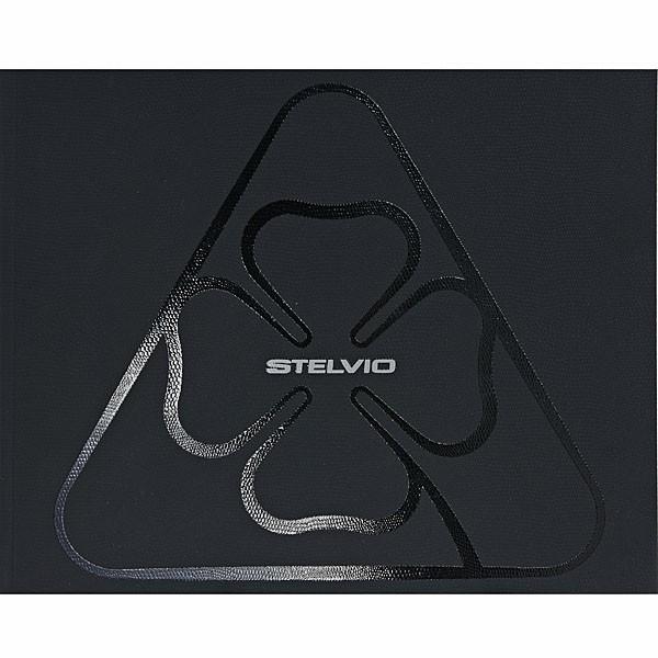 44ページ/伊語名門Alfa Romeoがついに! 初のSUVモデルを発表、その名はSTELVIO(ステルビオ)。もちろんAlfa Romeoの名を冠した以上、生半可なモデルではありません。ラインナップの頂点に立つのはその名も「QUADRI...